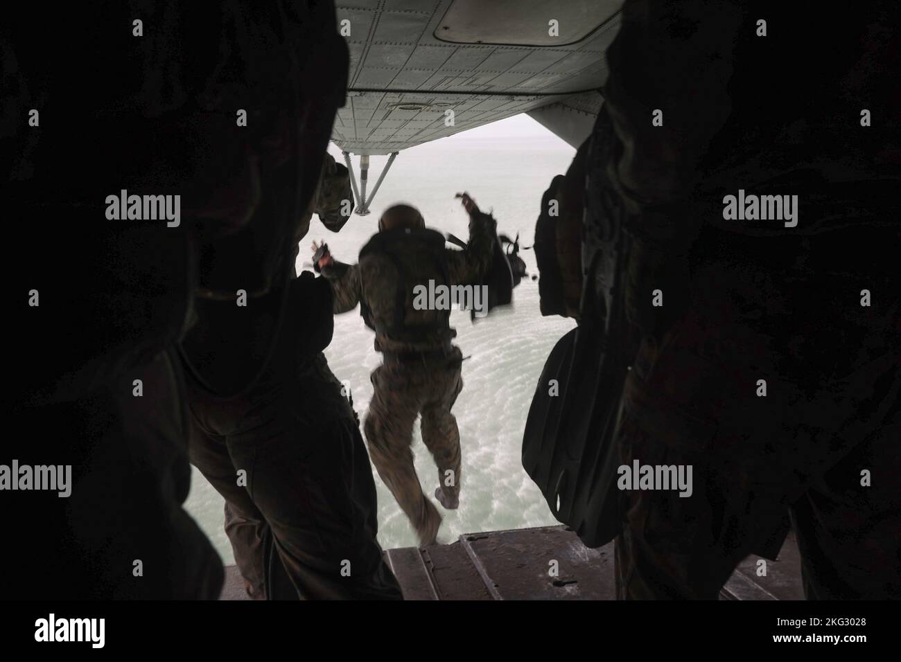 Commanding officer of the 26th marine expeditionary unit hi-res stock ...