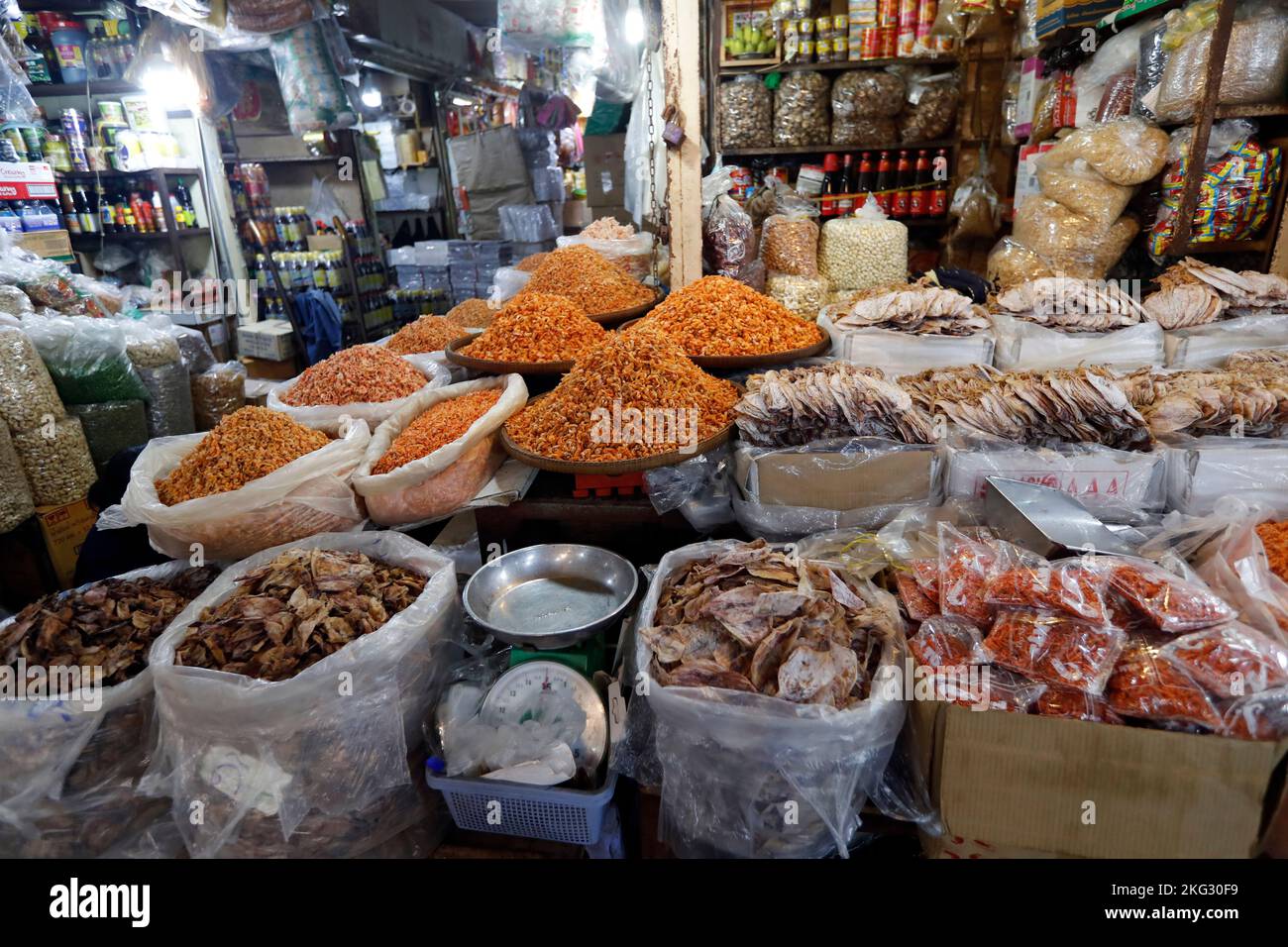 Traditional asian fish market stall full of dried shrimps. Phnom Penh ...