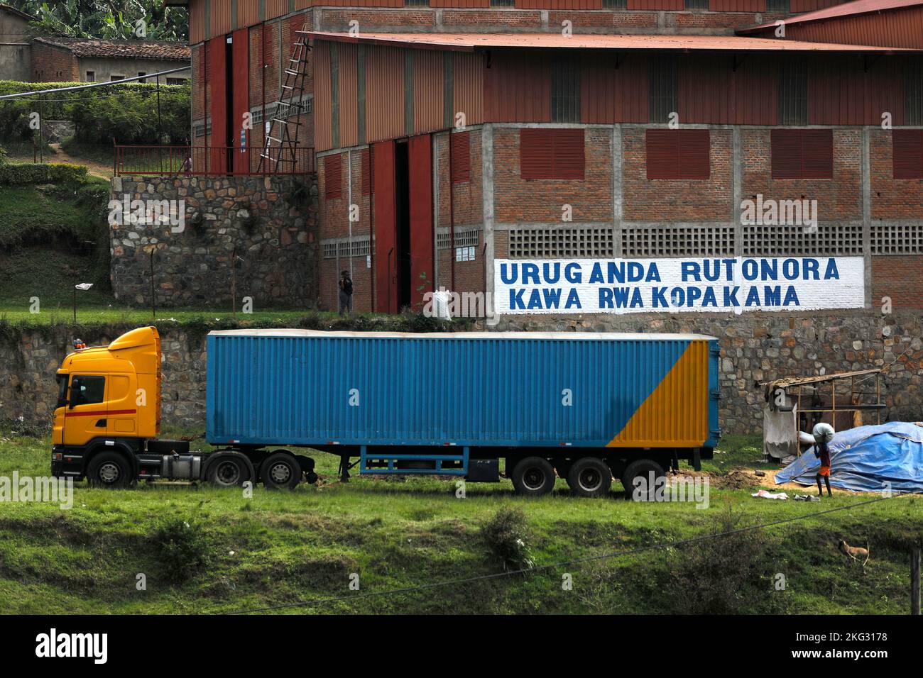 Kopakama coffee grower's cooperative, Rutsiro, Rwanda. Dry mill Stock ...