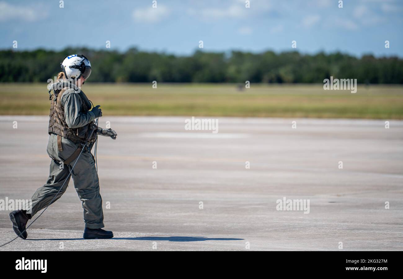 U.S. Marine Corps Lance Cpl. Elizabeth Weeks, a crew chief assigned to ...