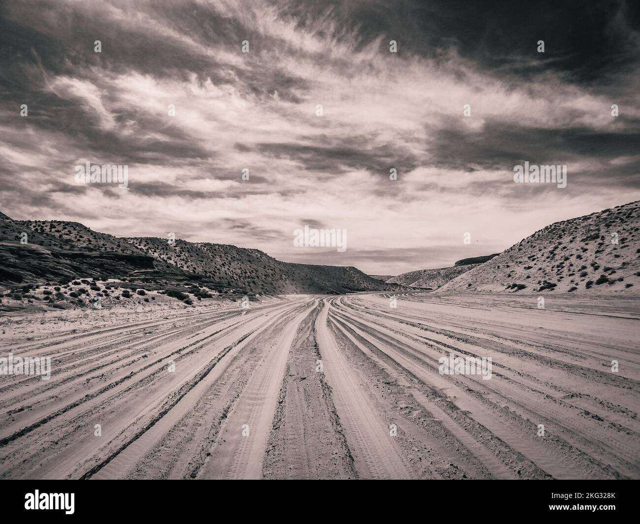 The dirt tracks to and from Antelope Canyon in Arizona, U.S.A Stock ...