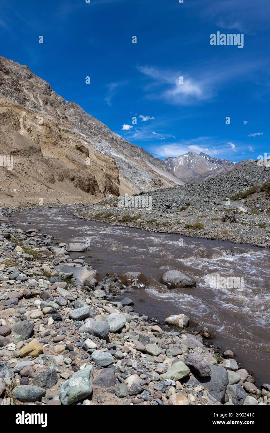 Traveling the Cajon del Maipo near Santiago, Chile Stock Photo - Alamy