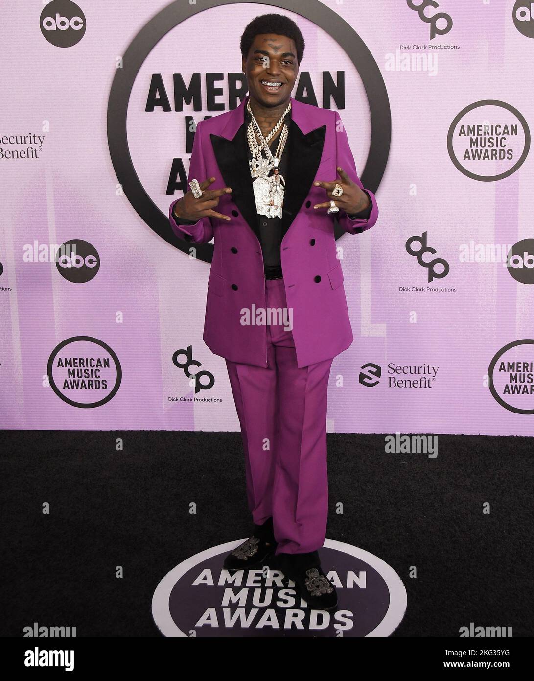 Kodak Black arrives at the 2022 American Music Awards held at the ...