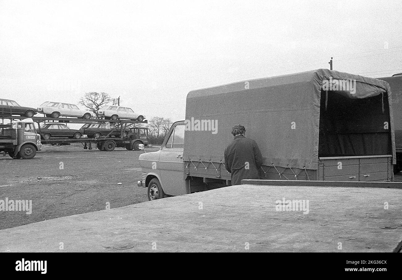 Lorry stop Black and White Stock Photos & Images - Alamy
