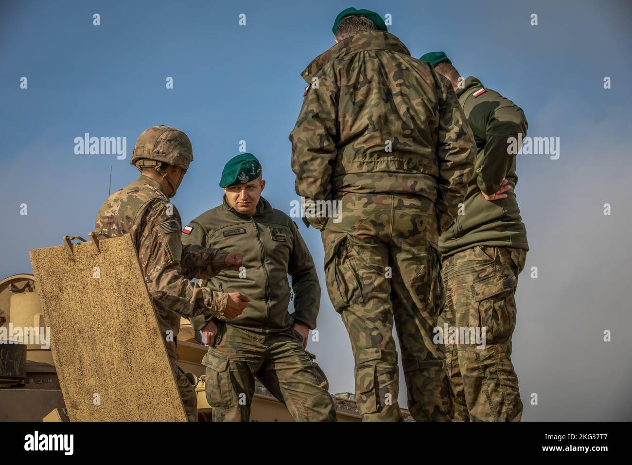 M1a2 system enhancement package hi-res stock photography and images - Alamy
