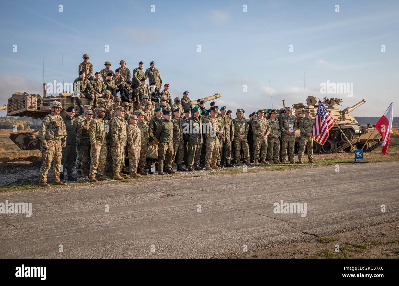 U.S. Soldiers assigned to 3rd Armored Brigade Combat Team, 1st Cavalry ...