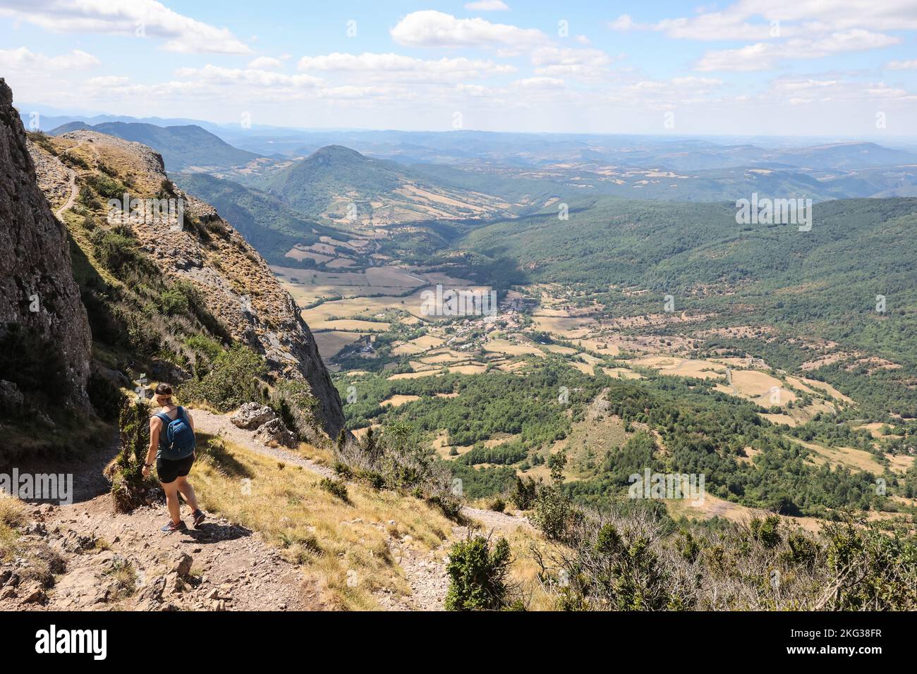 Climb,climbing,walk,walking,hike,hiking,trek,trekking,to,peak,summit,of ...