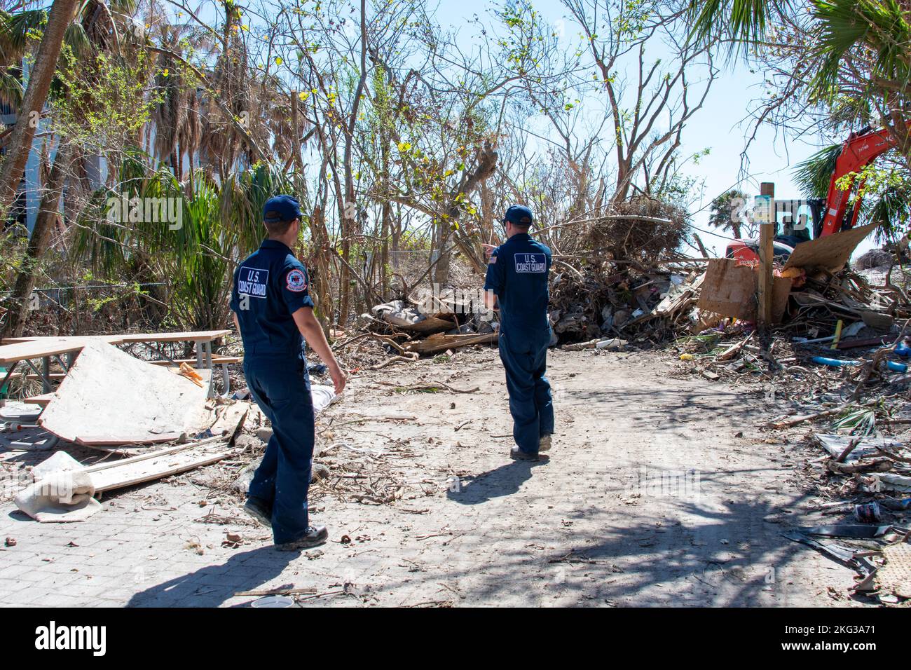 Coast Guard Lt. j.g. Trent Brown and Petty Officer 1st Class Dustin ...