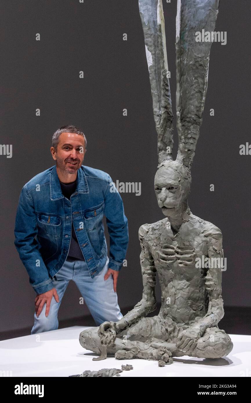 Human animal hybrid sculptures hi-res stock photography and images - Alamy