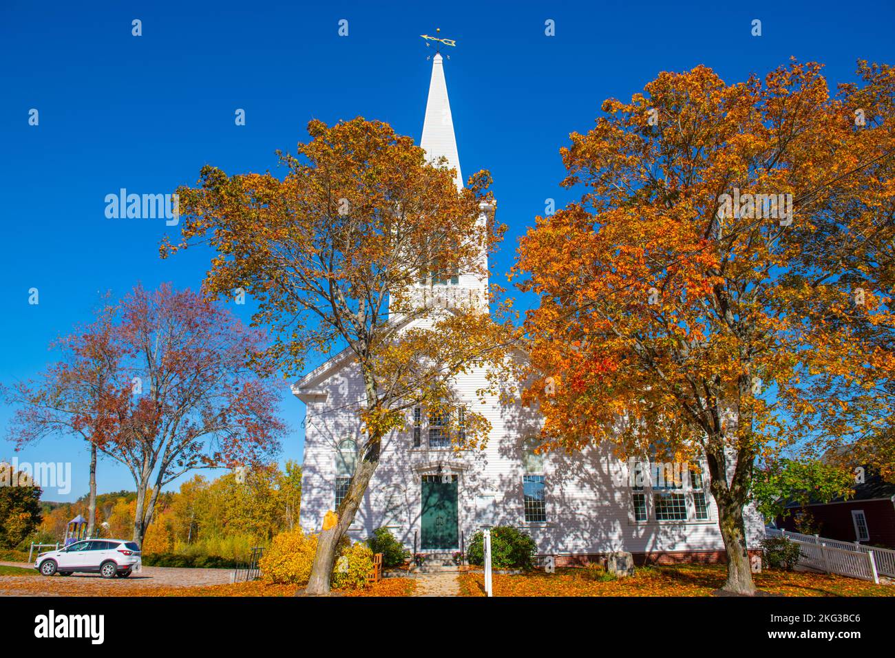 First Christian Church in fall in 83 N Main Street in historic town ...