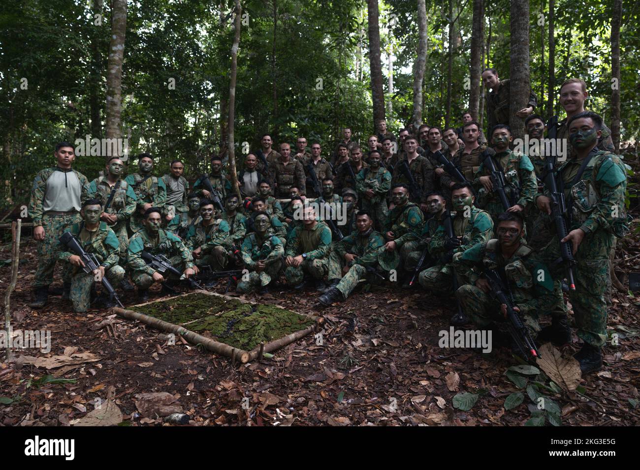 Royal Brunei Land Force (RBLF) soldiers with 2nd Battalion, RBLF, and U ...
