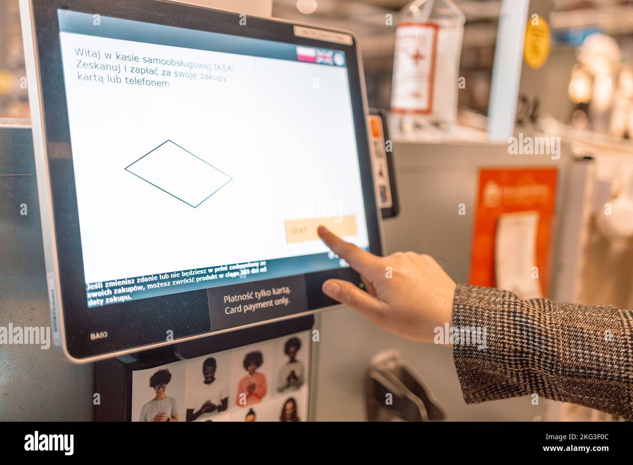 Woman using self checkout hi-res stock photography and images - Alamy