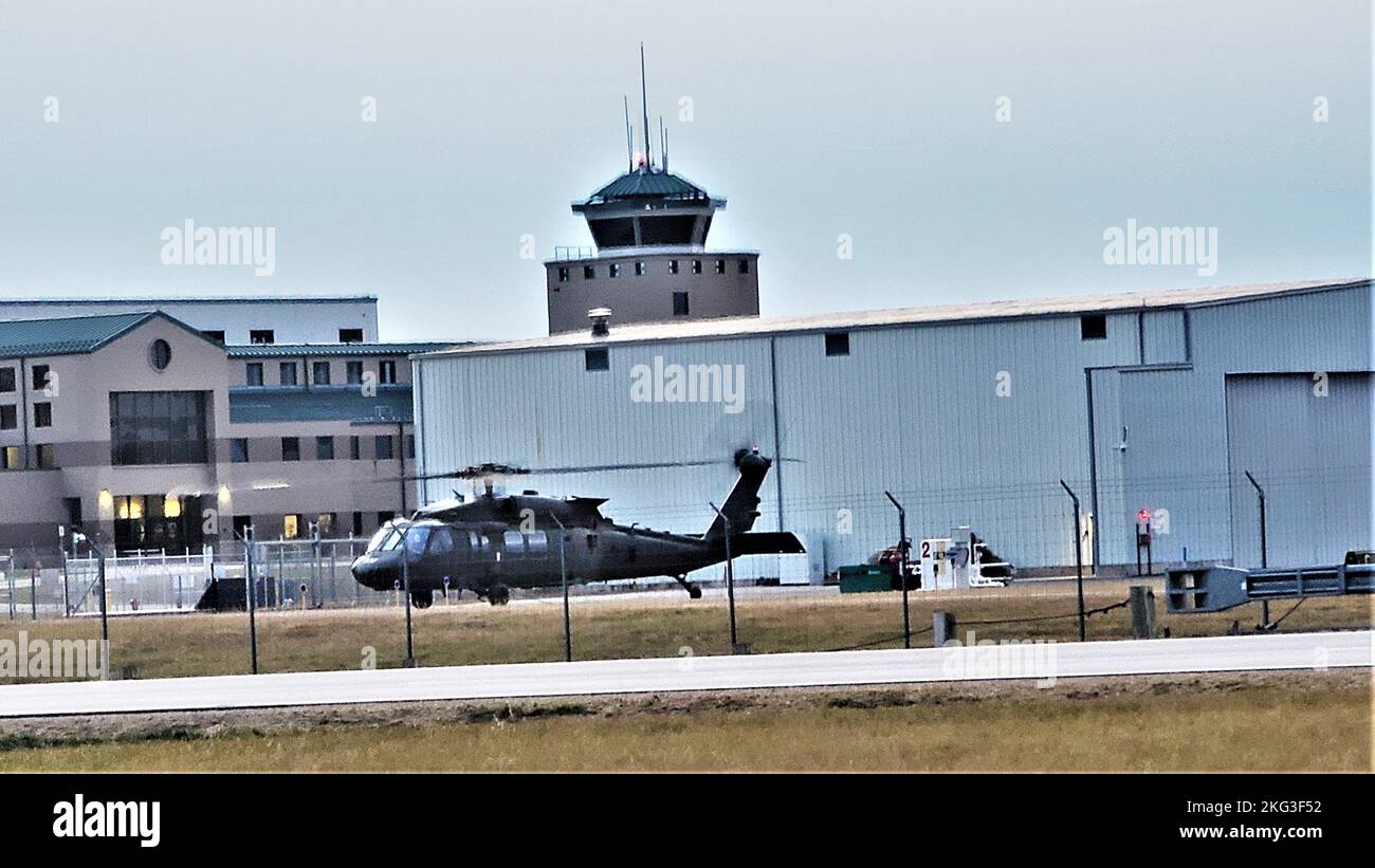 Aircrews with the Minnesota National Guard operate UH-60 Black Hawk ...