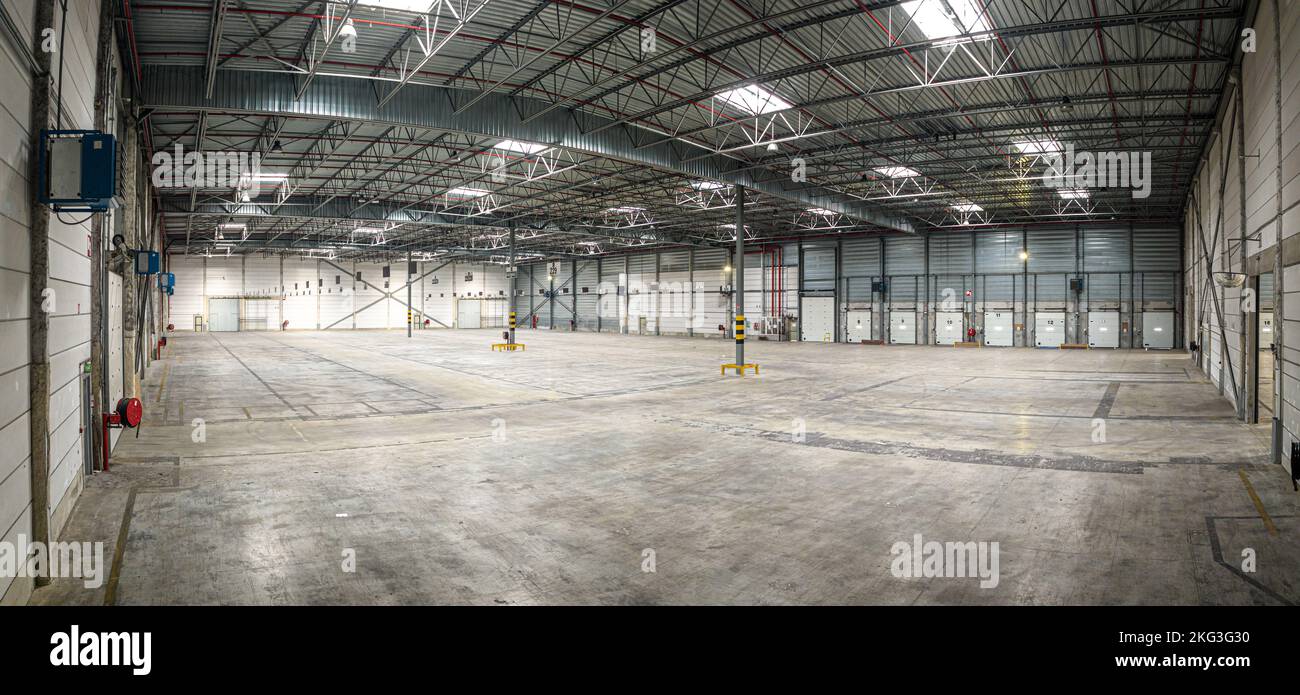 Storing steel sheets hi-res stock photography and images - Alamy