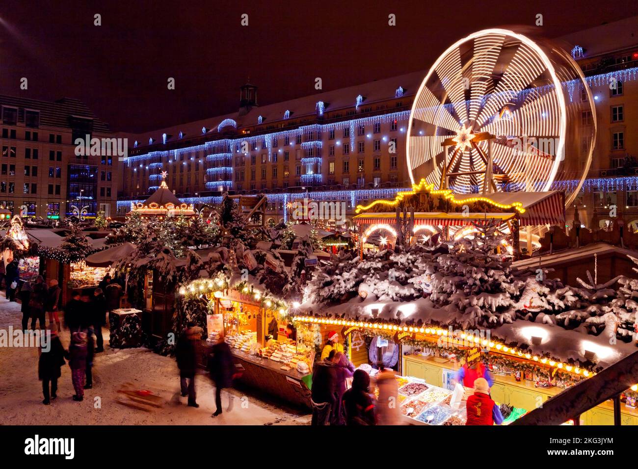 Christmas market in ancient city of Dresden, Germany Stock Photo - Alamy