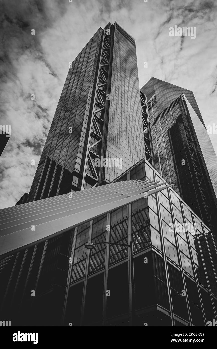 New york low angle Black and White Stock Photos & Images - Alamy