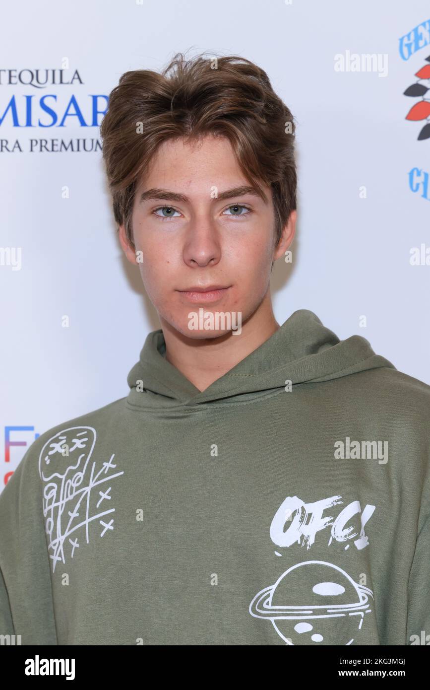 Los Angeles, California, USA. November 19th, 2022. Sawyer Sharbino ...