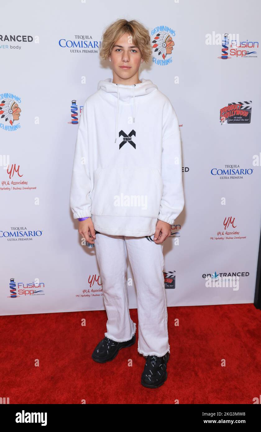 Los Angeles, California, USA. November 19th, 2022. Walker Bryant ...