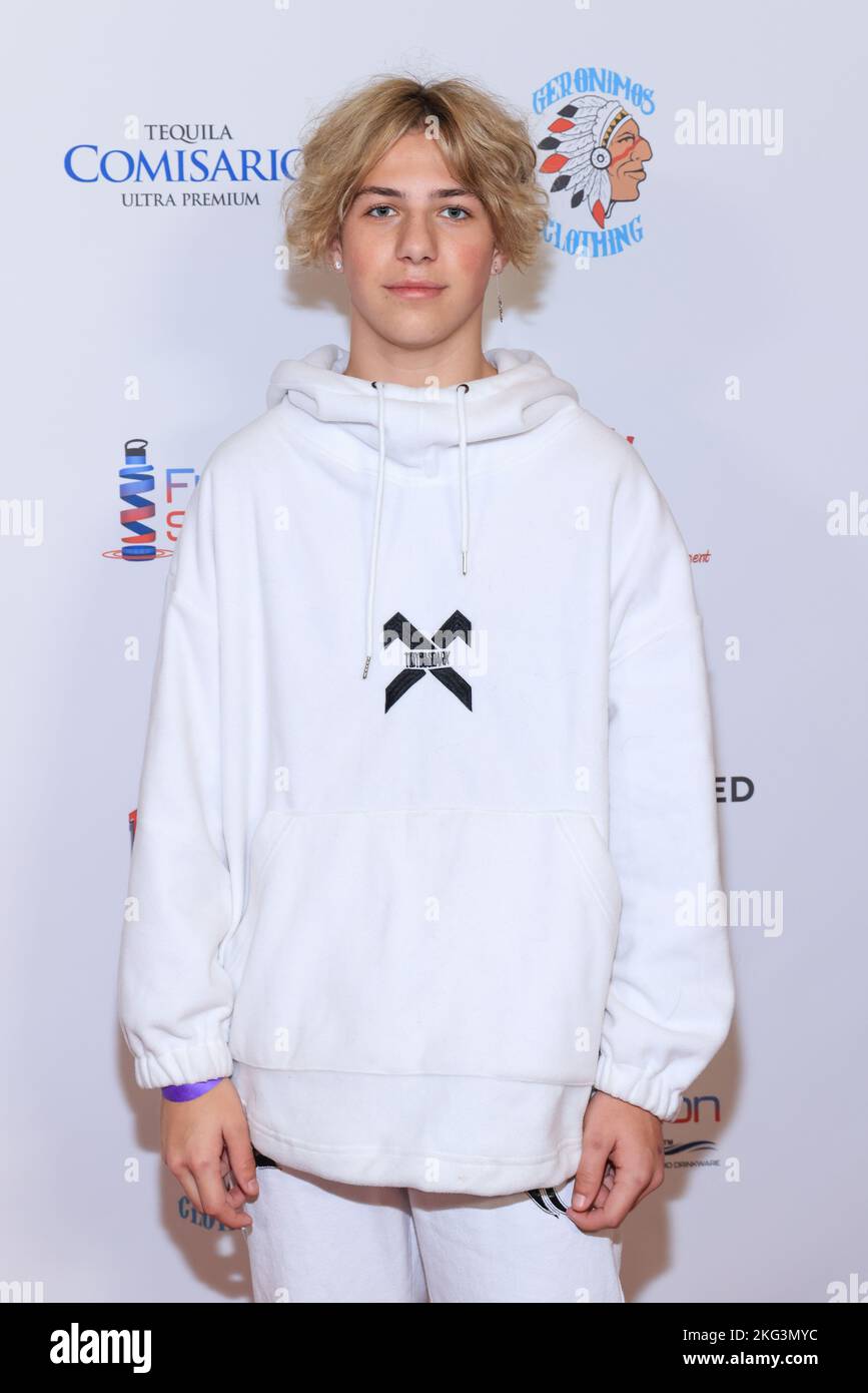 Los Angeles, California, USA. November 19th, 2022. Walker Bryant ...