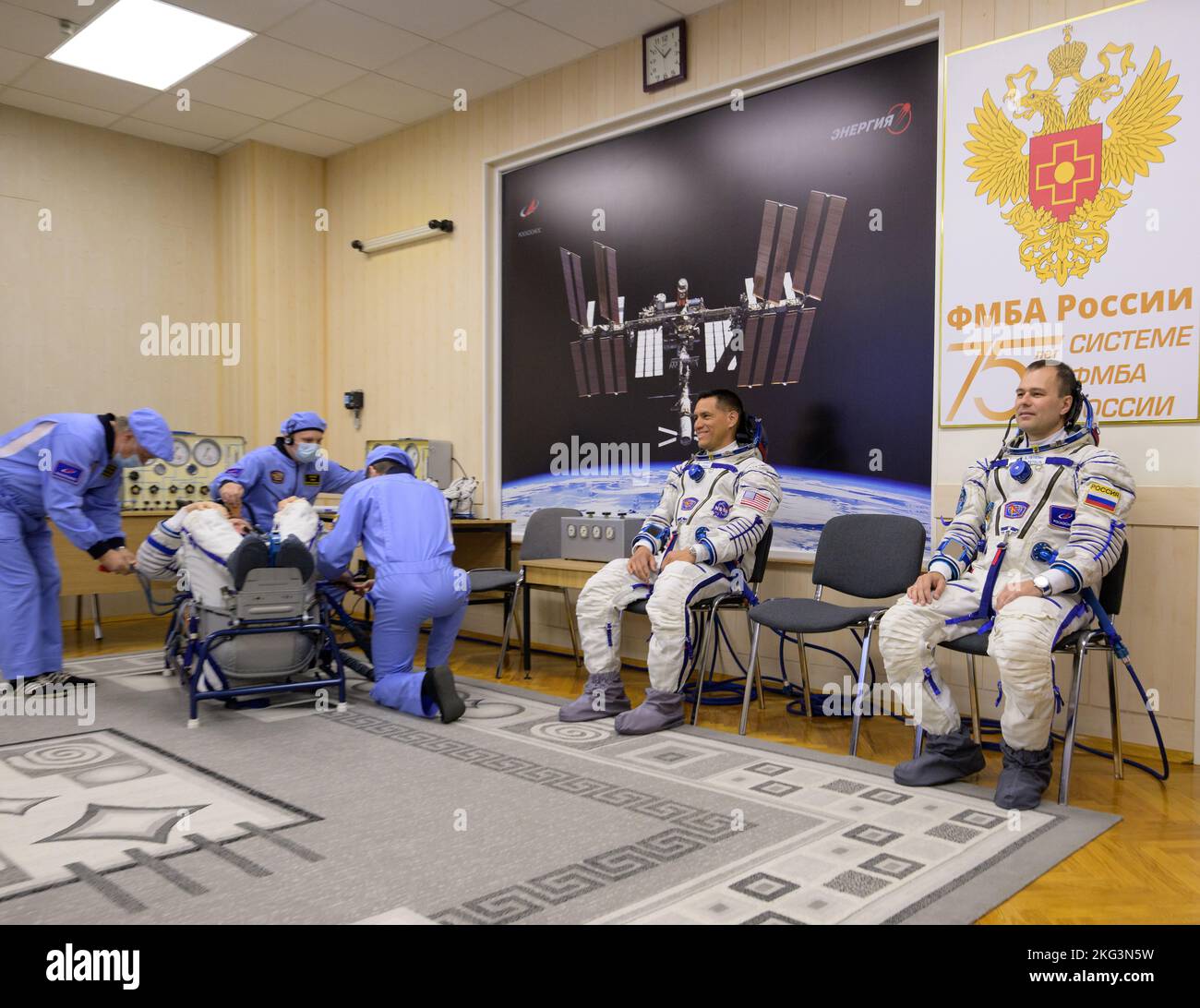Sergey Prokopyev’s Russian Sokol suit is pressure checked in Baikonur ...