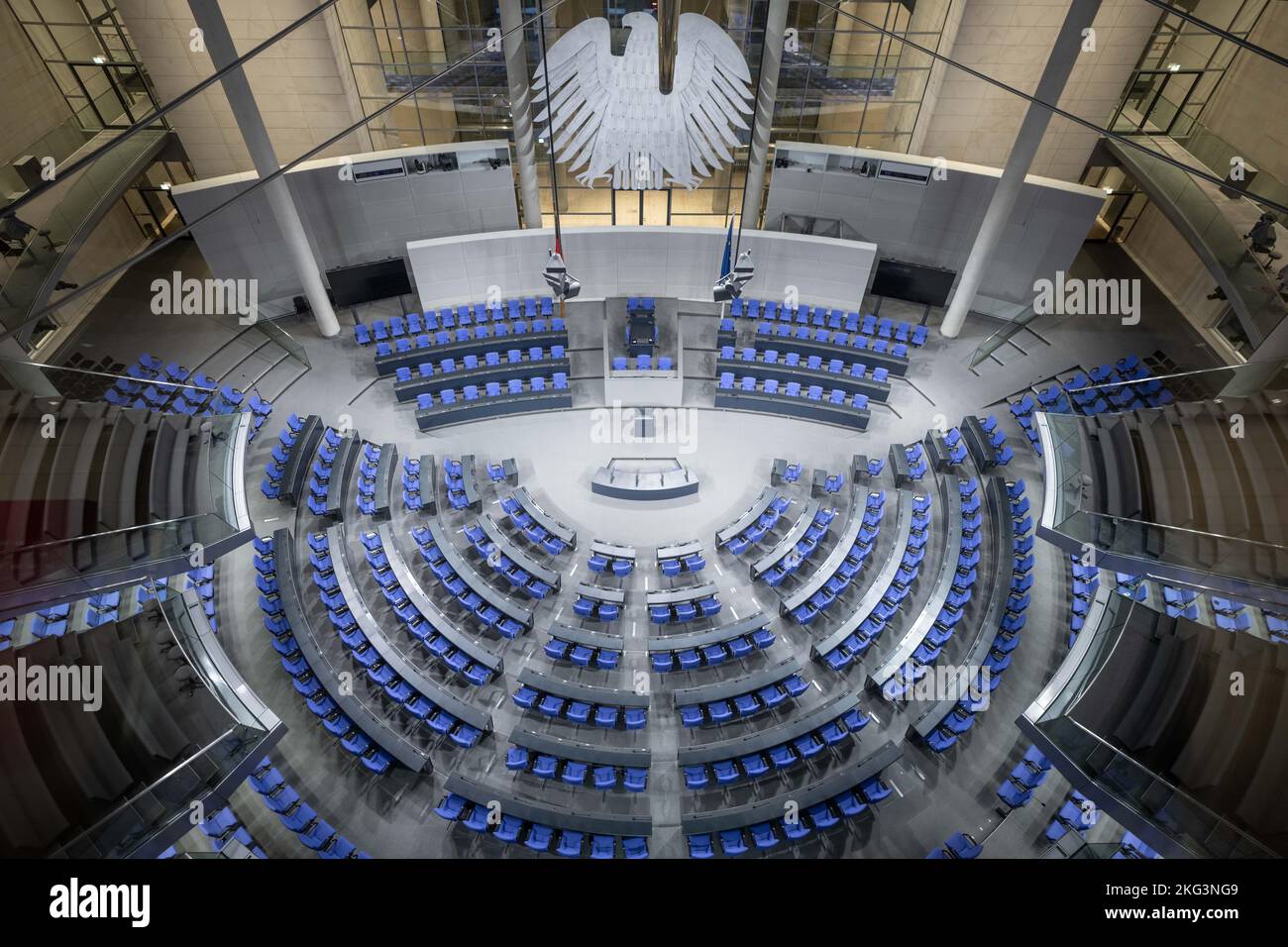 Berlin, Germany. 21st Nov, 2022. View of the plenary chamber in the ...