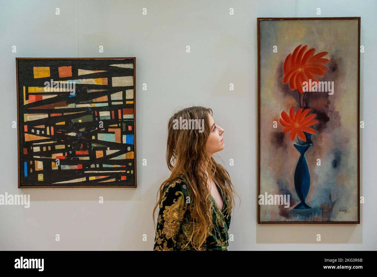 London, UK. 21st Nov, 2022. Zubeida Agha, Untitled (Flowers in a Vase ...