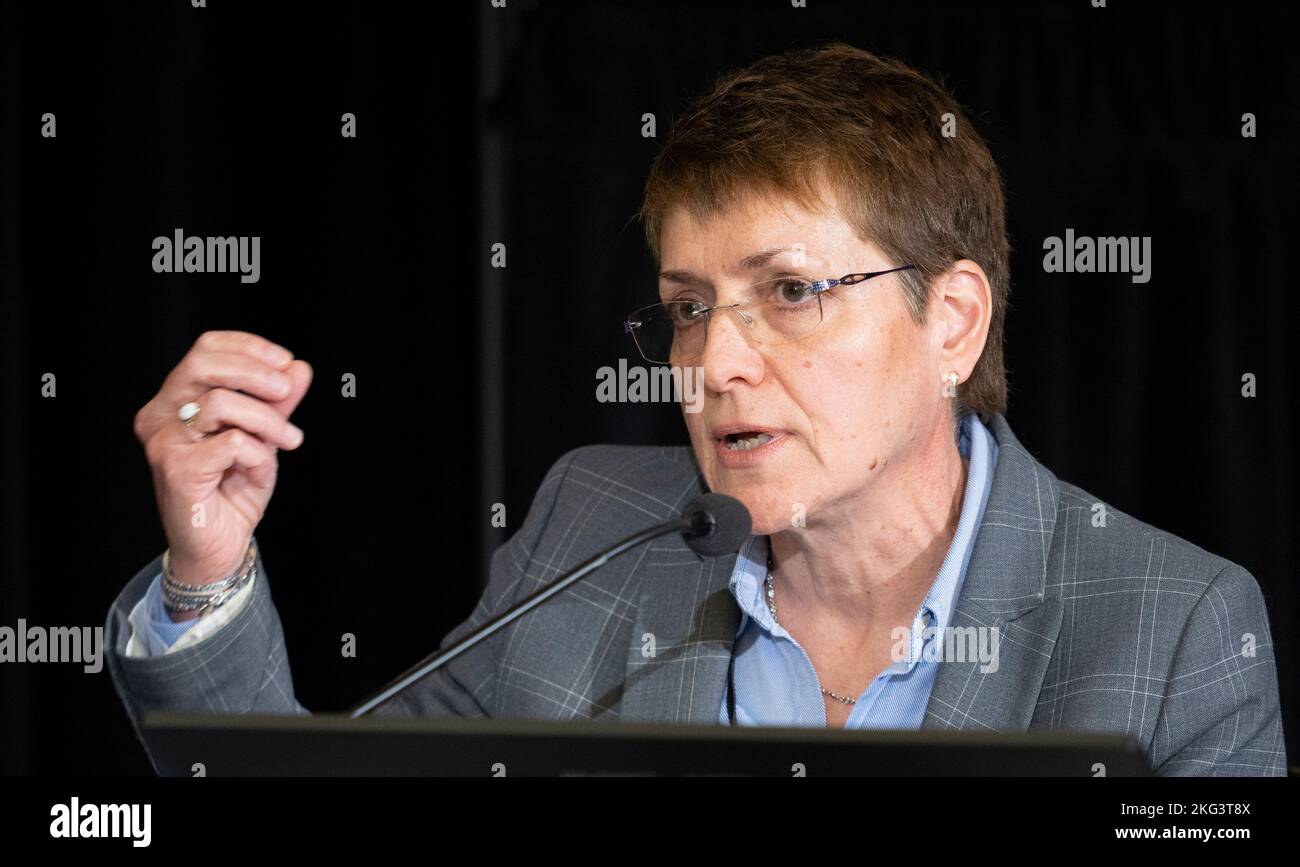 Canadian Security Intelligence Service Deputy Director, Operations ...