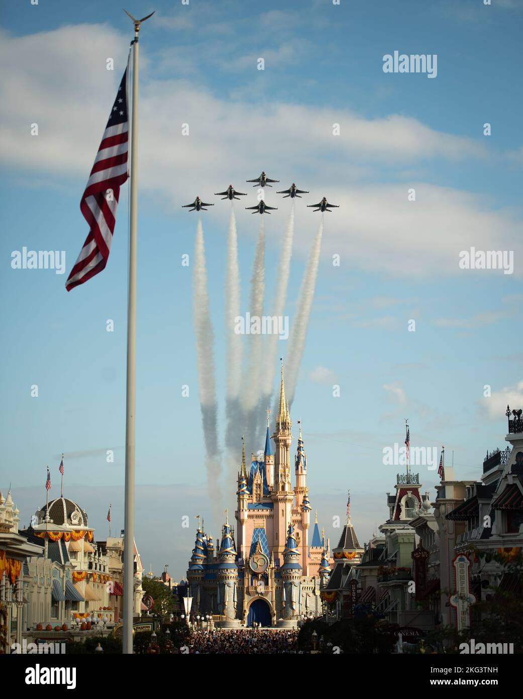 The United States Air Force Air Demonstration Squadron, known as the ...