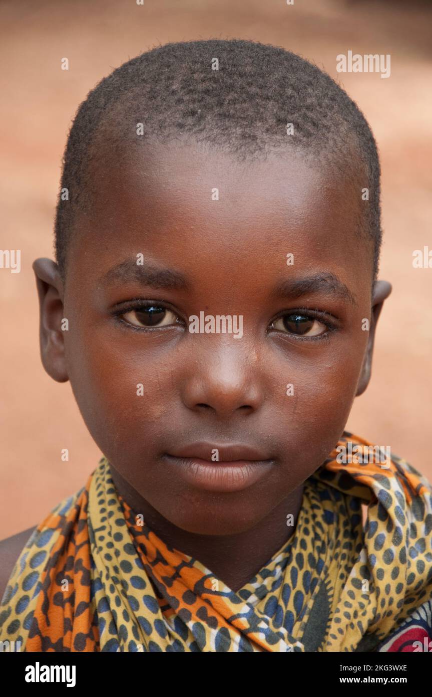 Small girl wearing African cloth, Tangueta, Atacora, Benin Stock Photo ...