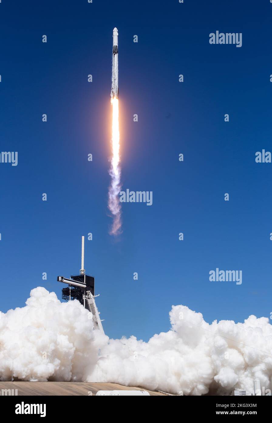 A SpaceX Falcon 9 rocket carrying Crew Dragon launched from Kennedy ...