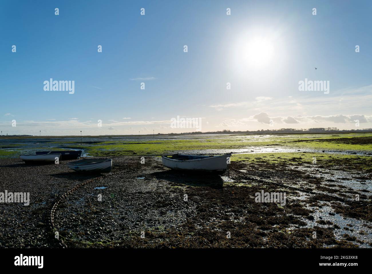 Beach at emsworth hi-res stock photography and images - Alamy
