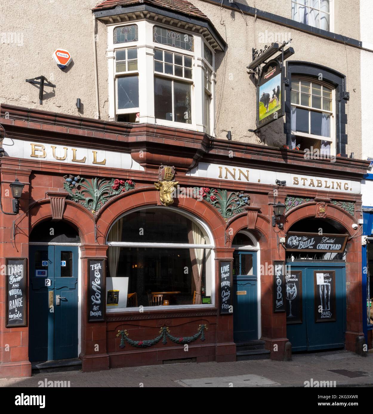 Welsh pub hi-res stock photography and images - Alamy