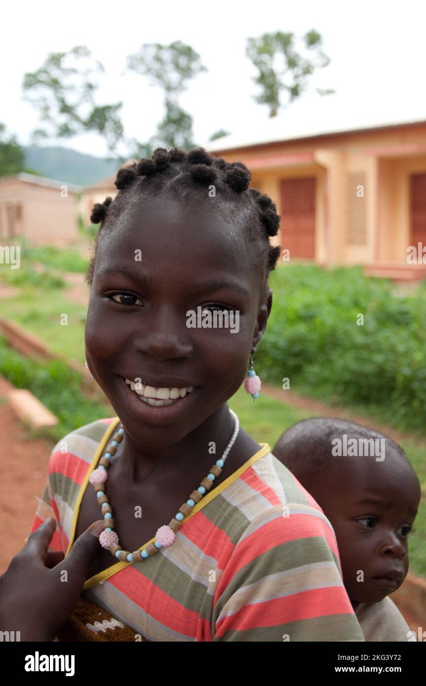 Benin young mother hi-res stock photography and images - Alamy