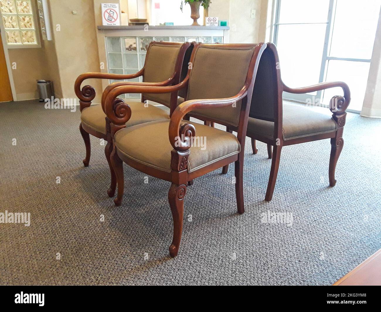 Waiting in doctor's office room hi-res stock photography and images - Alamy