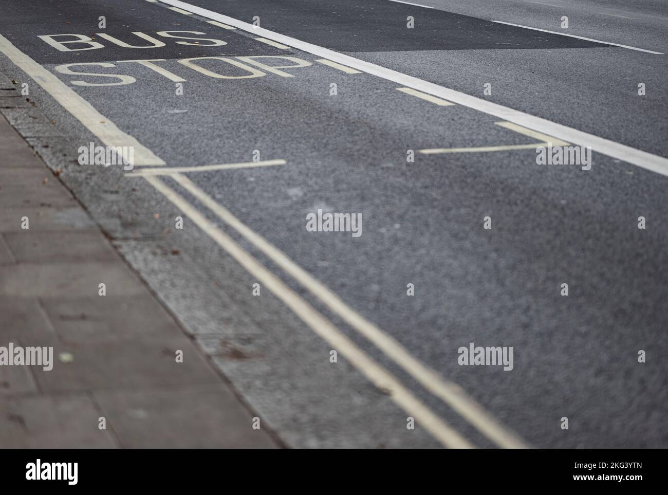 Crosswalk london england hi-res stock photography and images - Alamy