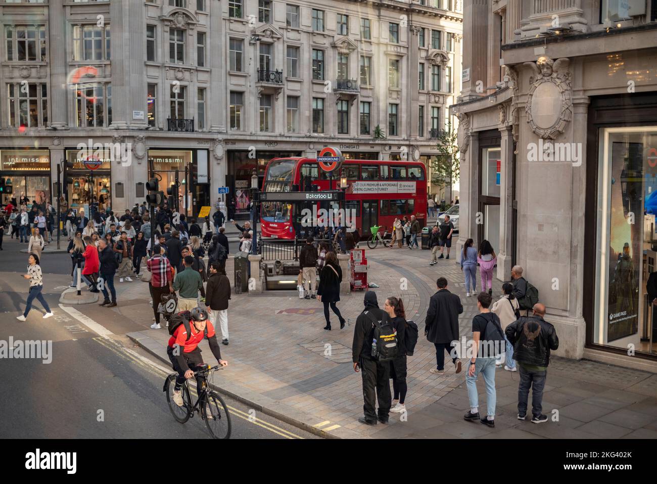 Bakerloo Underground Station on Baker Street Stock Photo - Alamy