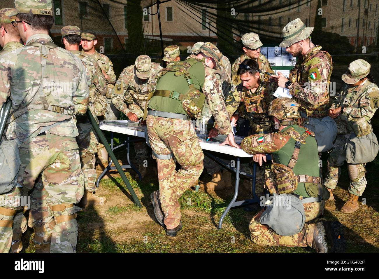 U.S. Army Paratroopers assigned to the 173rd Airborne Brigade and ...