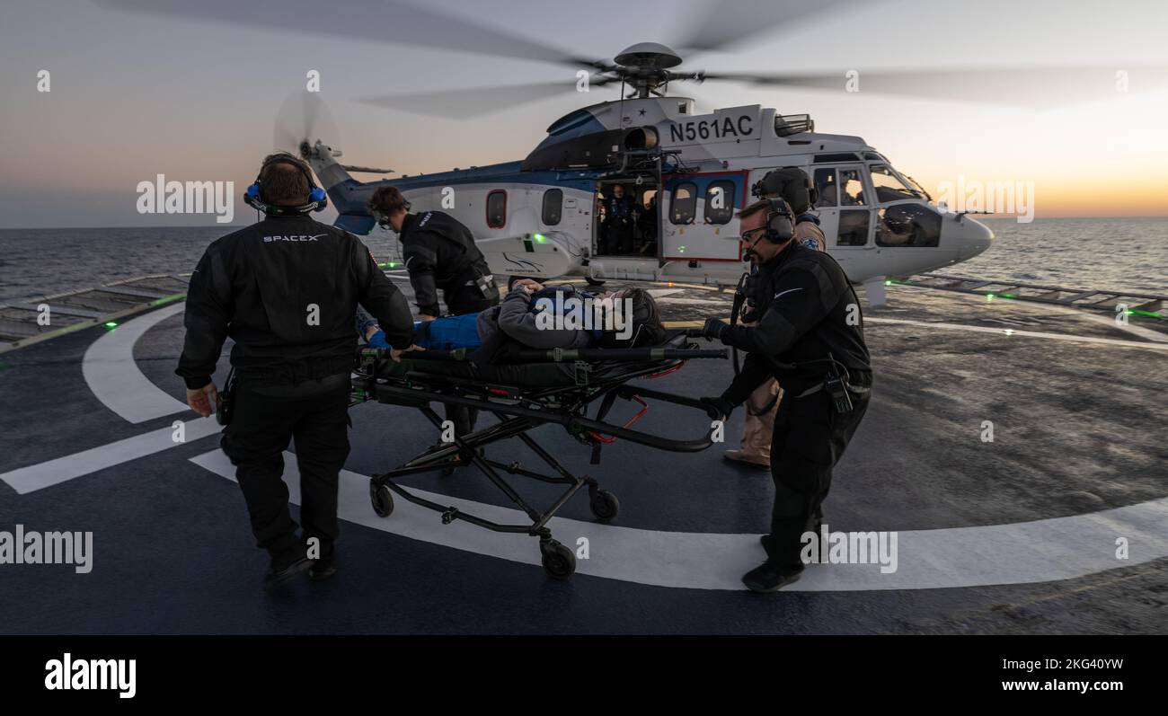 NASA’s SpaceX Crew-4 Splashdown. ESA (European Space Agency) astronaut ...
