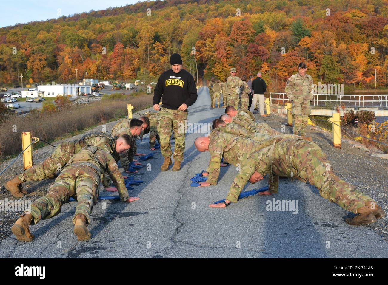 Pennsylvania National Guard Soldiers attending the Ranger Sapper ...