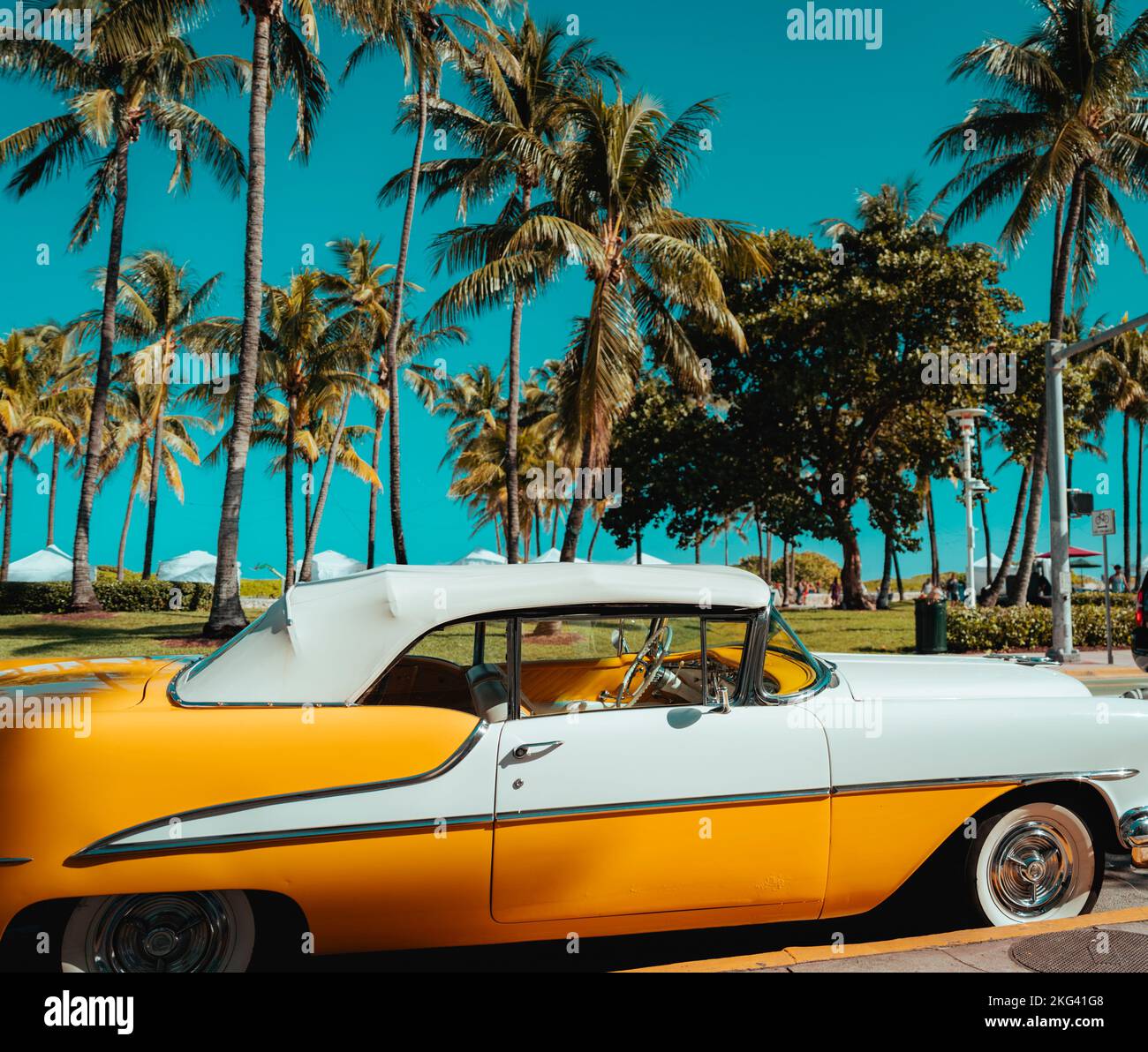 car on the beach old classic style Cuba Stock Photo - Alamy