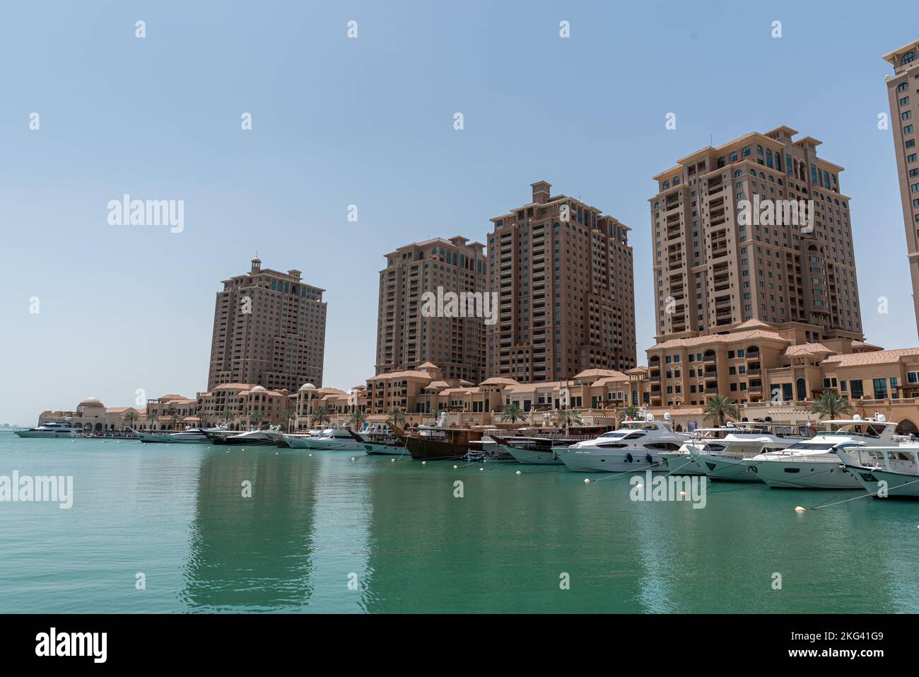 The golden masjid qatar hi-res stock photography and images - Alamy