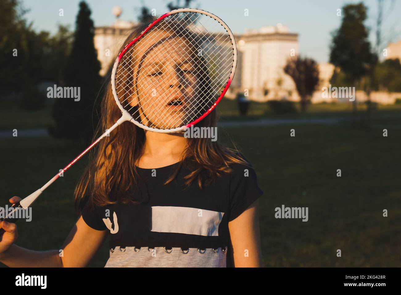 Girl badminton hi-res stock photography and images - Alamy