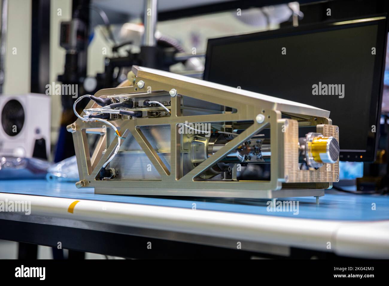 PRIME-1 MSolo MLI Install. Engineers prepare the Mass Spectrometer ...