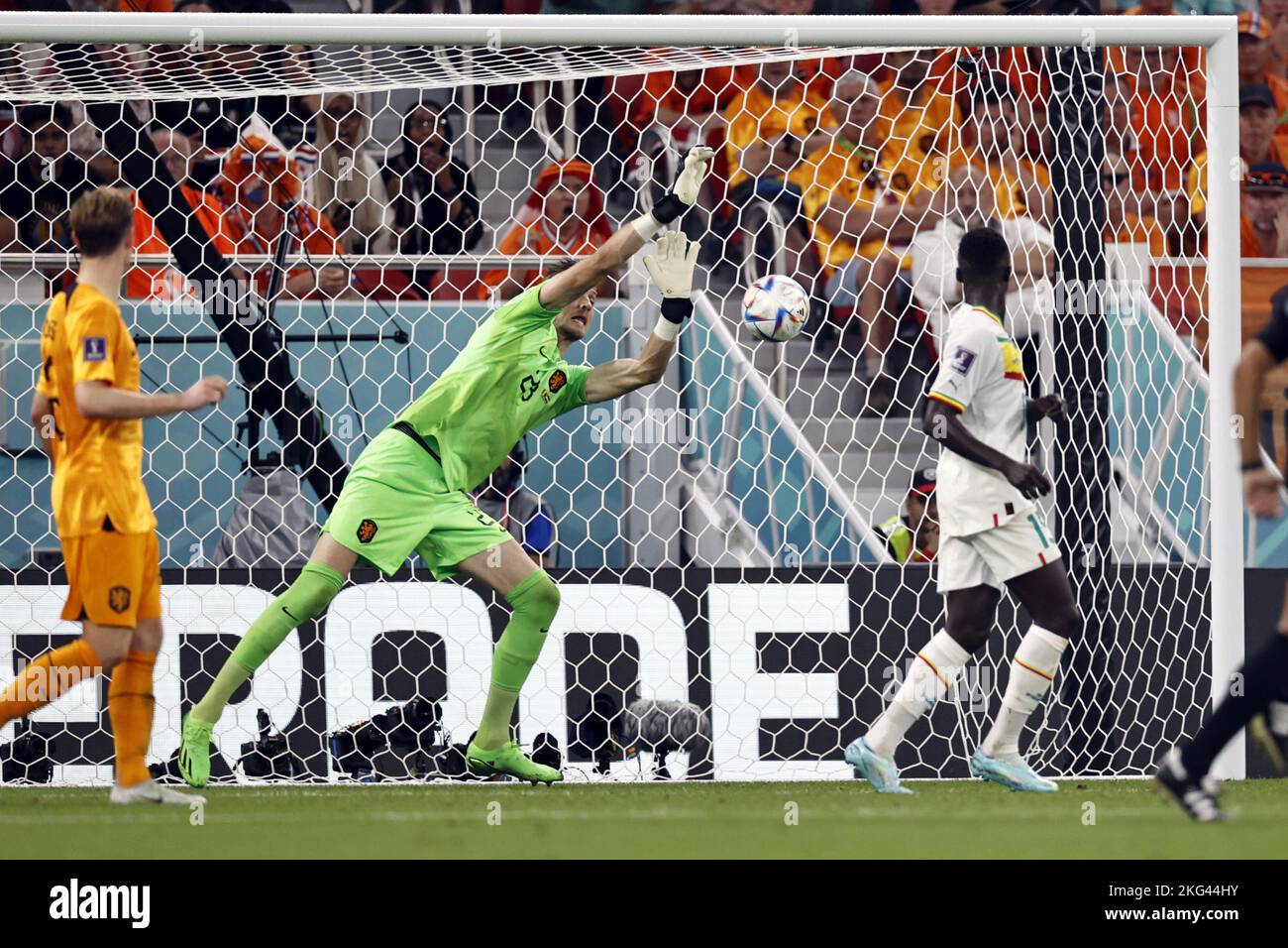 Doha, Qatar. 21st Nov, 2022. DOHA - Holland goalkeeper Andries Noppert ...