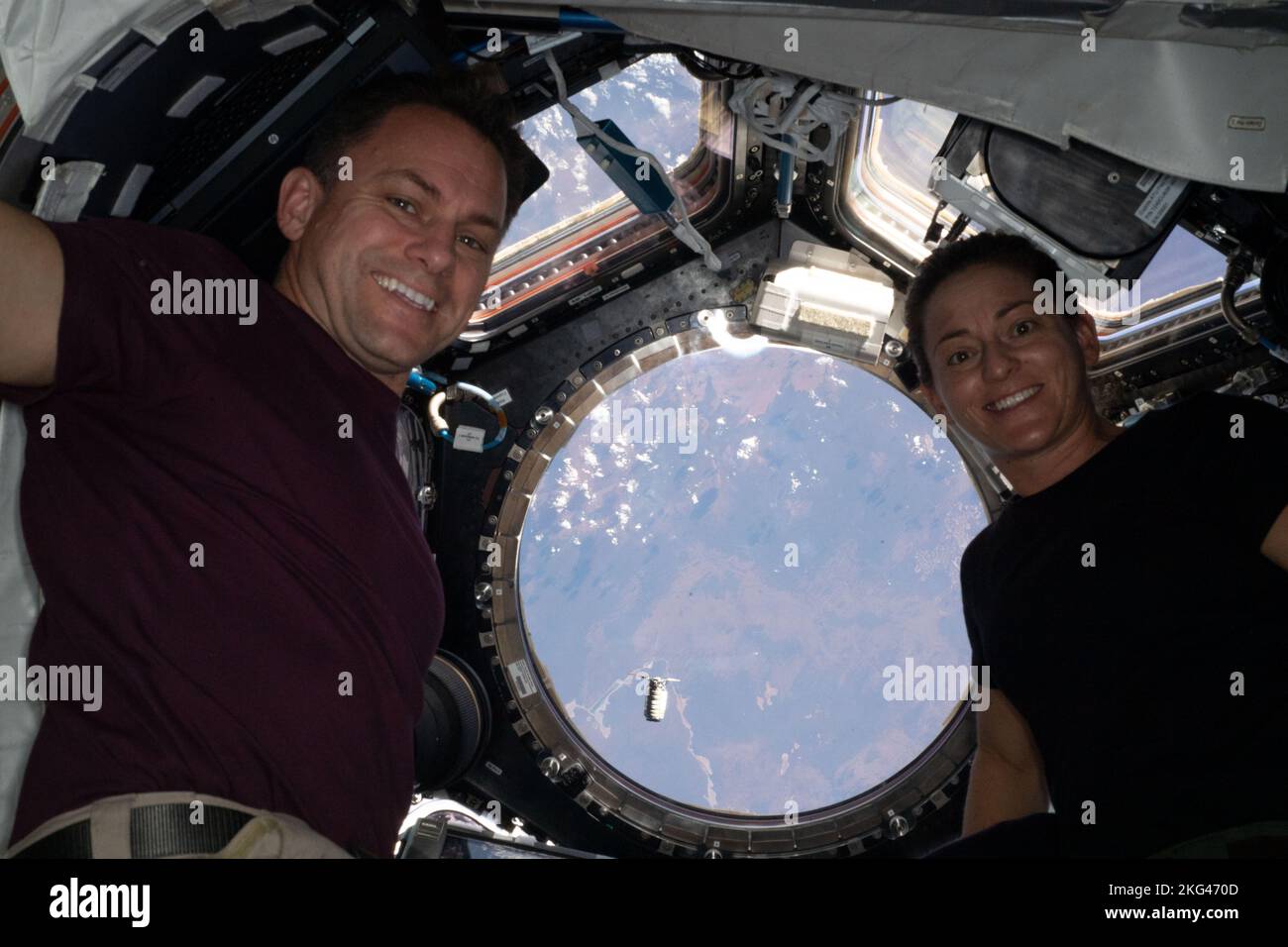 . iss068e021368 (Nov. 9, 2022) --- Expedition 68 Flight Engineers Josh ...