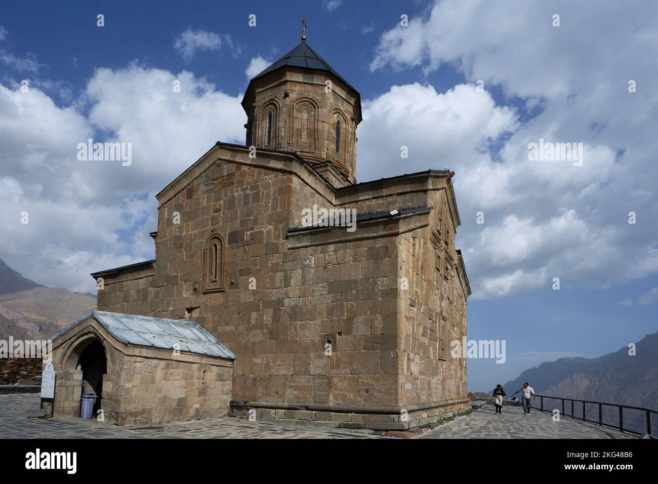 Bergkirche gergeti hi-res stock photography and images - Alamy