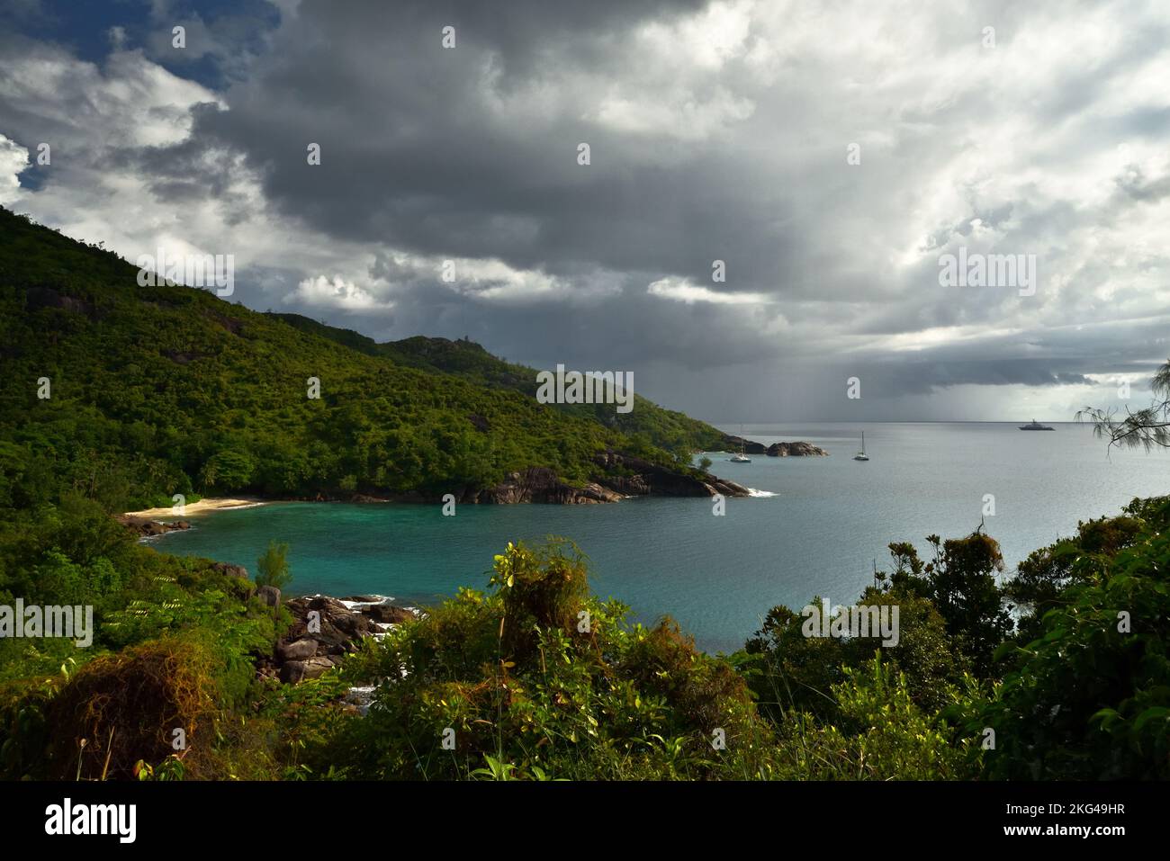 A picture of the beautiful Seychelles island in the Indian Ocean Stock ...