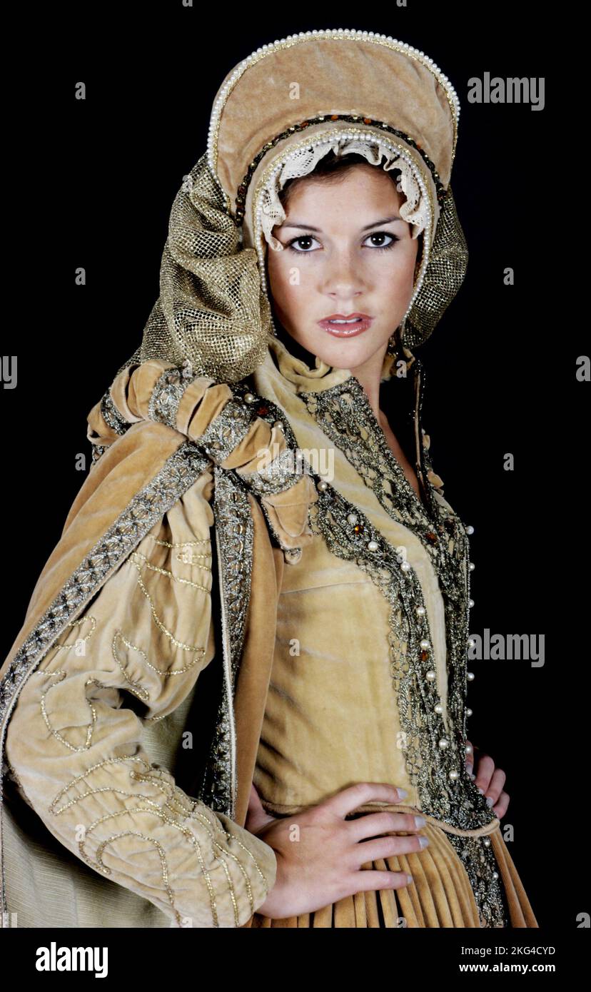 IMOGEN THOMAS, VERY YOUNG, 2004: IMOGEN THOMAS, a likely Big Brother ...