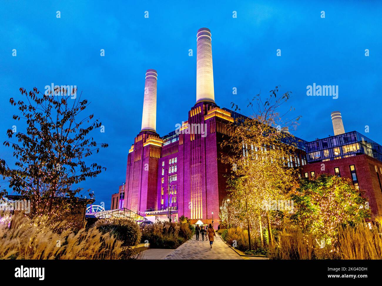 Battersea Power Station at Night London UK Stock Photo - Alamy