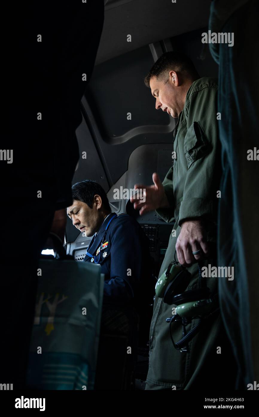 U.S. Marine Corps Master Gunnery Sgt. Joshua Bloomingdale, a loadmaster ...